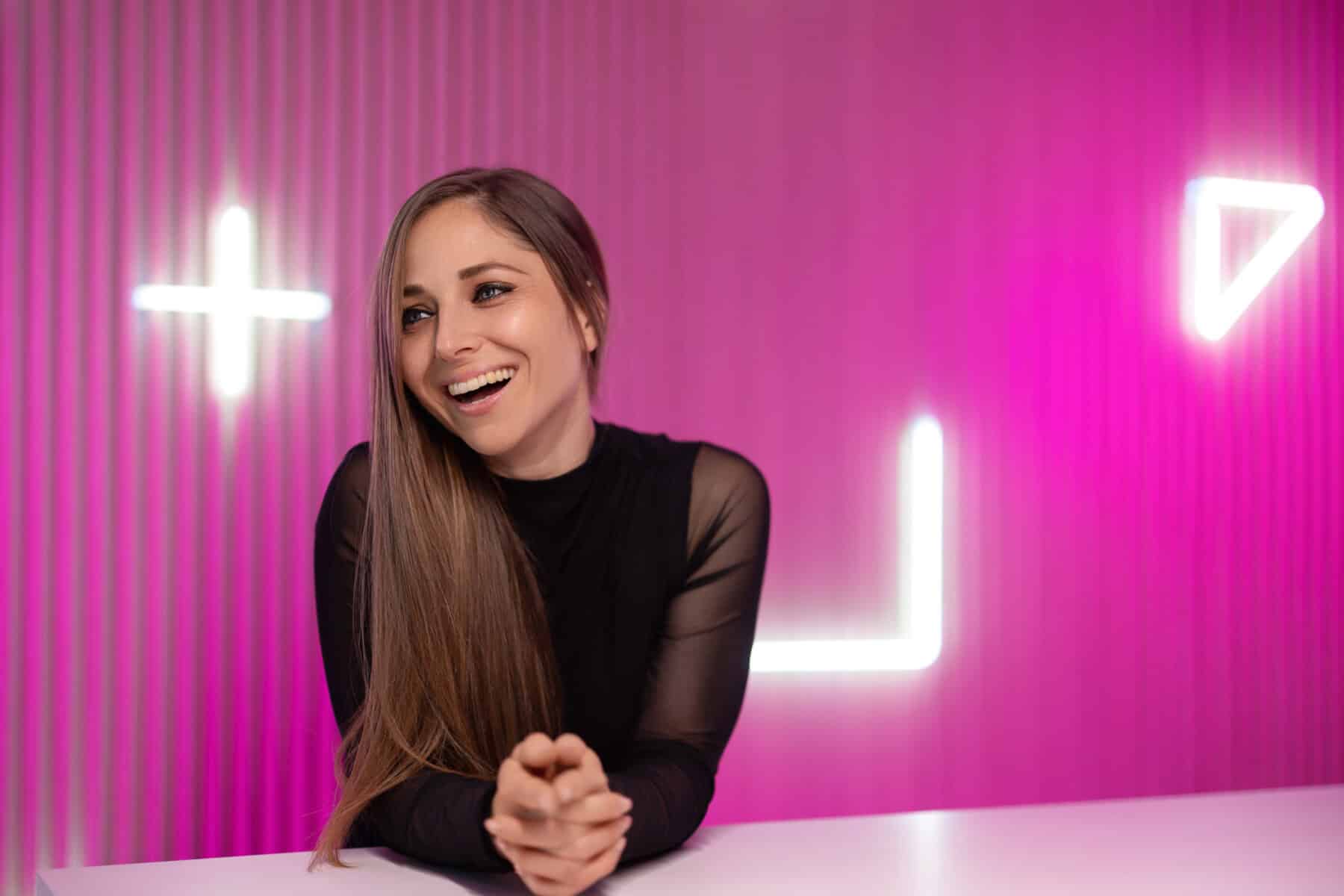 Intervju z Uršo Jevnikar Sadar, Outfit7: Kaj se zgodi, ko vodstvo in HR ...